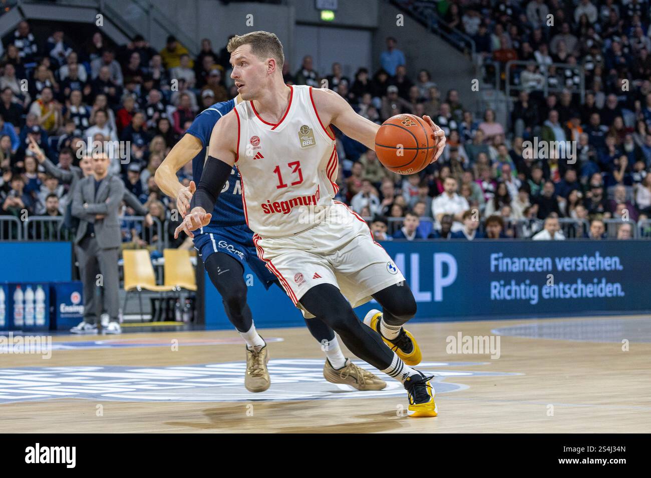 Andreas Obst (FC Bayern Basketball, #13), Solo, MLP Academics ...