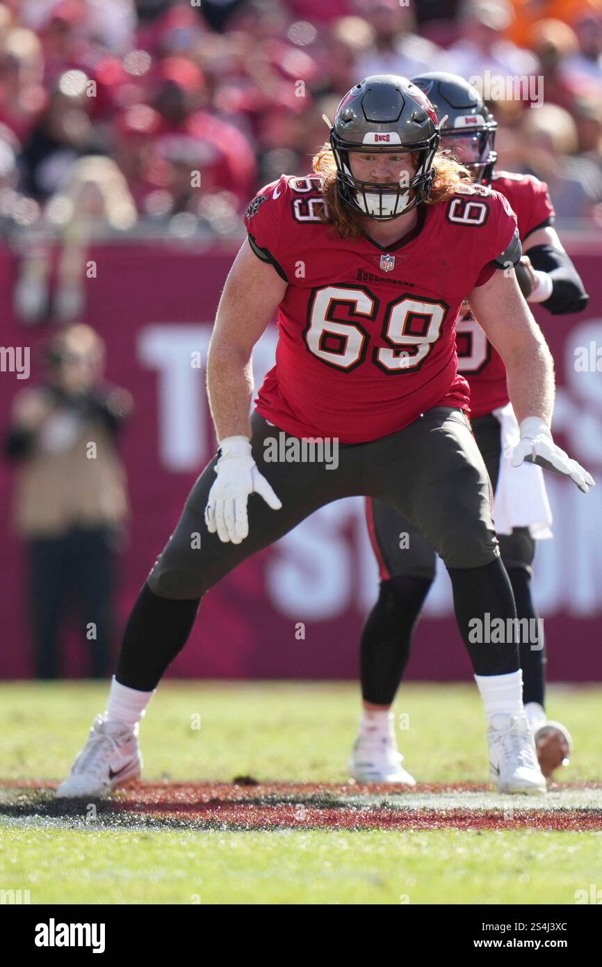 Tampa Bay Buccaneers guard Cody Mauch (69) protects the pocket during ...