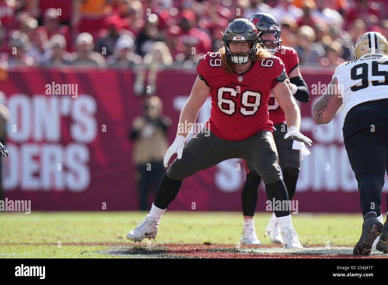 Tampa Bay Buccaneers guard Cody Mauch (69) protects the pocket during ...