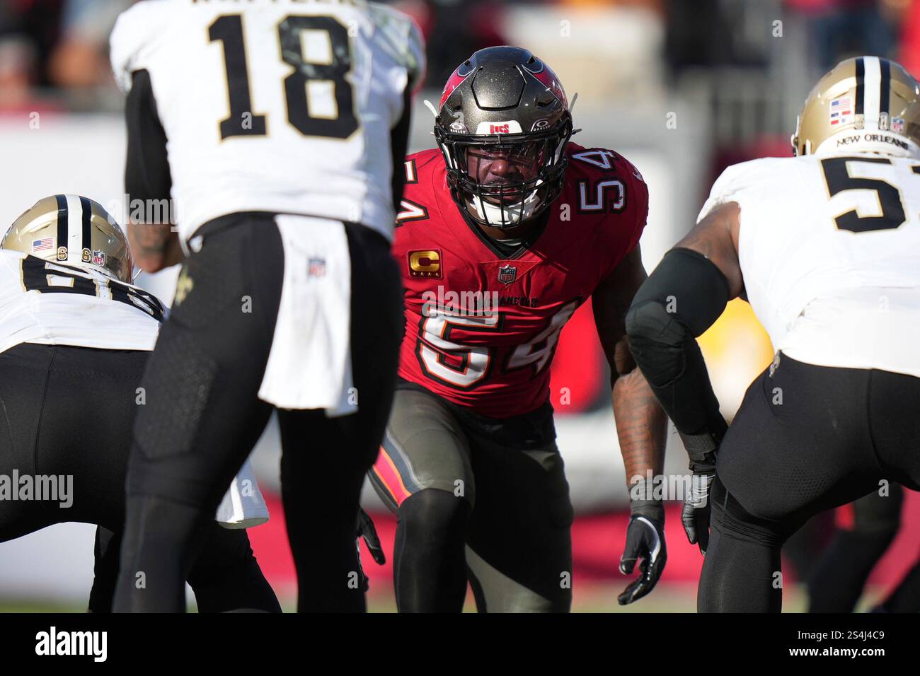 Tampa Bay Buccaneers linebacker Lavonte David (54) yes the passer ...