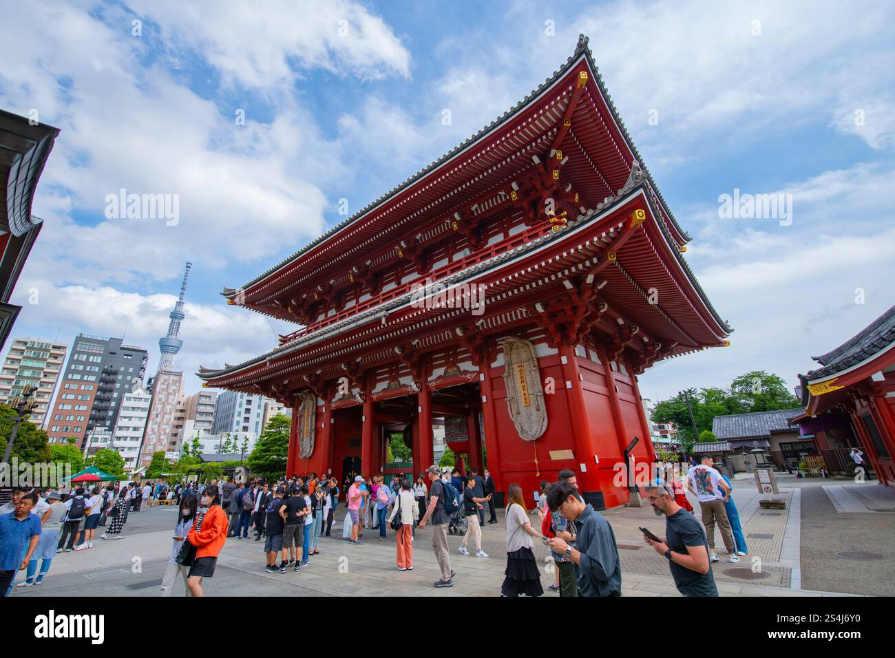 Hozomon (Treasure House Gate) with big lantern at Senso Ji Temple at ...