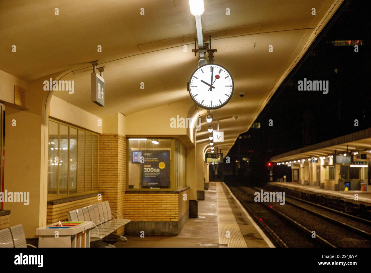 Brussels, Belgium. 12th Jan, 2025. A train station clock marks 22h00 ...