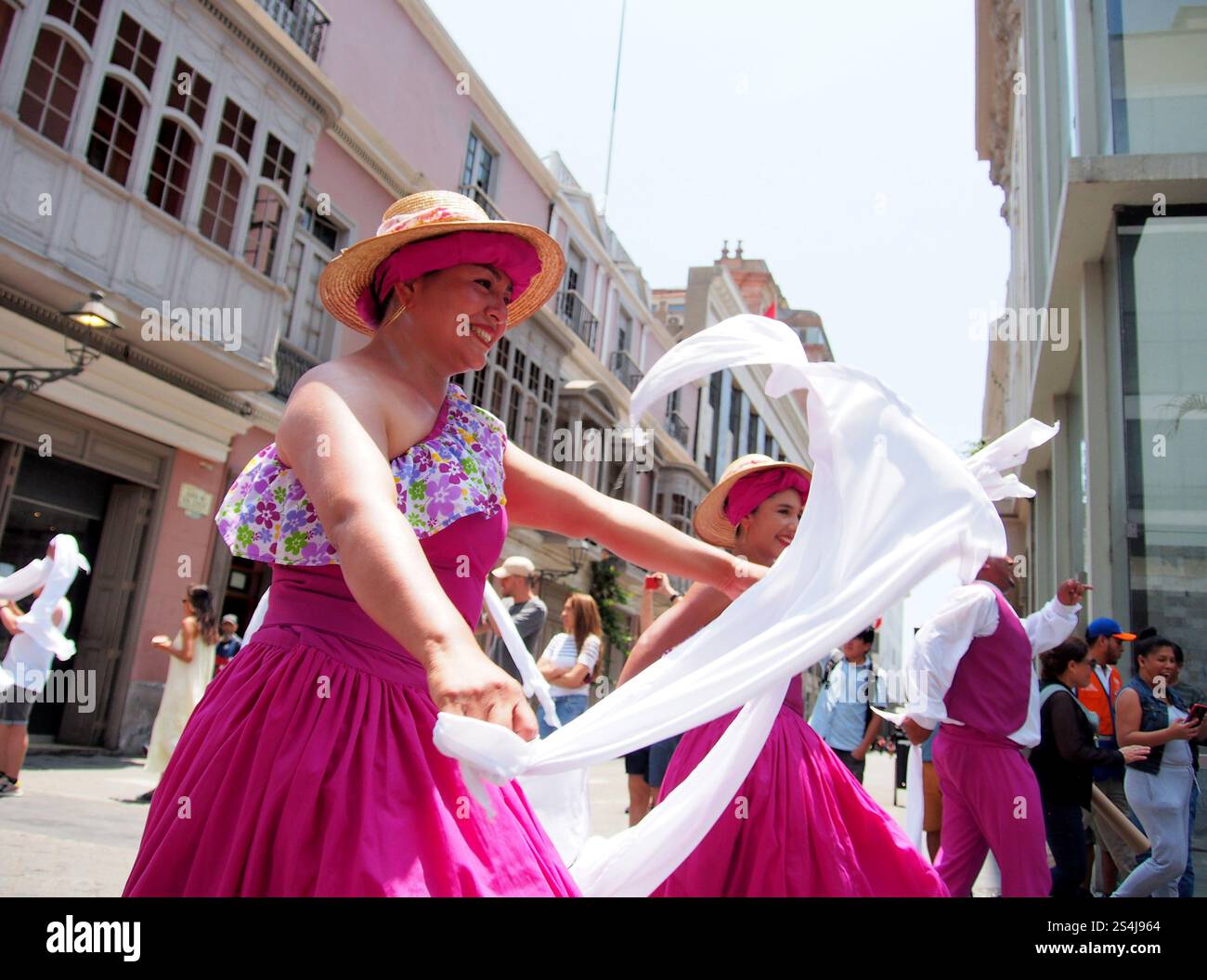 Creole women parading when indigenous catholic devotees in Lima ...