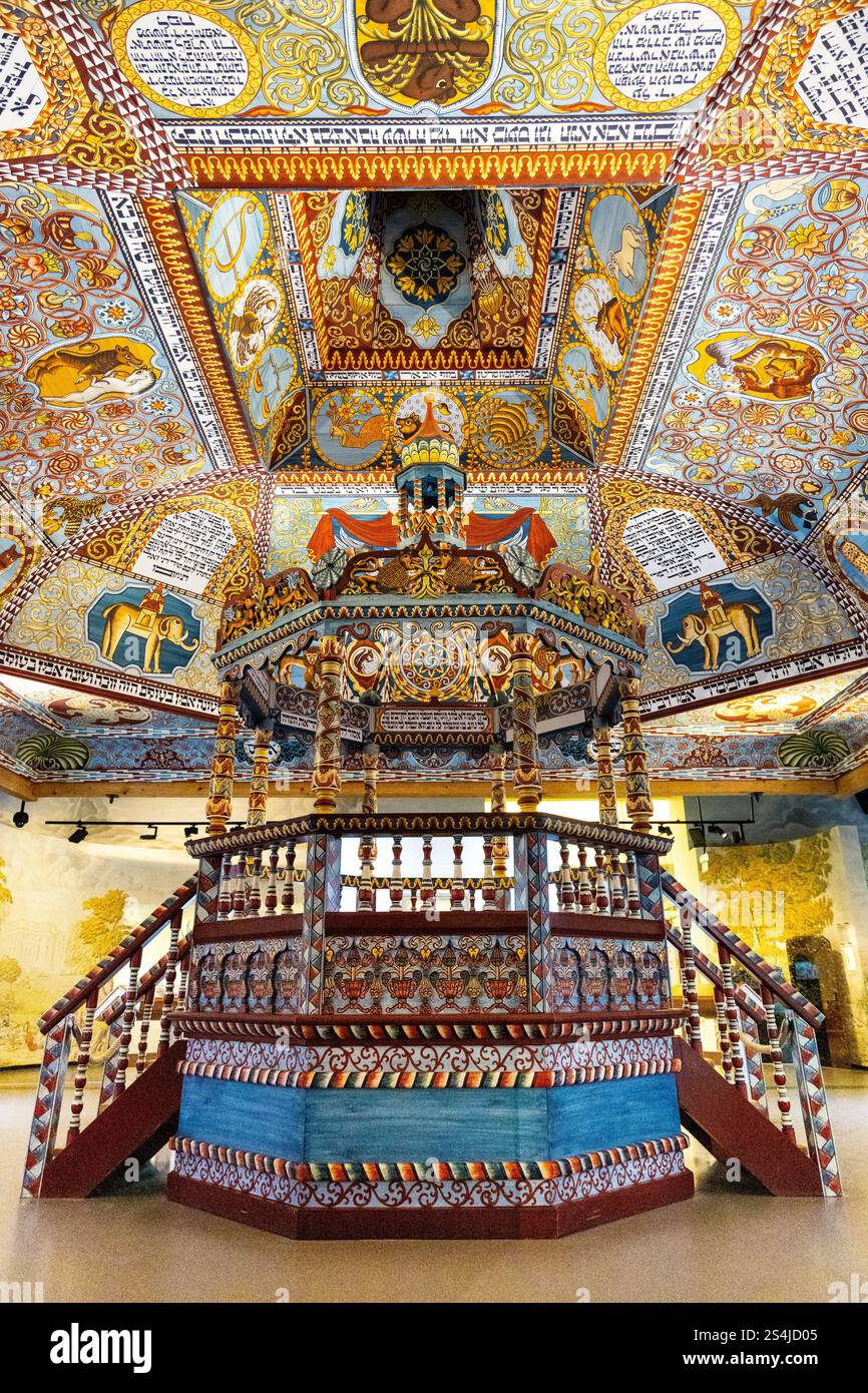 Exhibitions bimah hi-res stock photography and images - Alamy