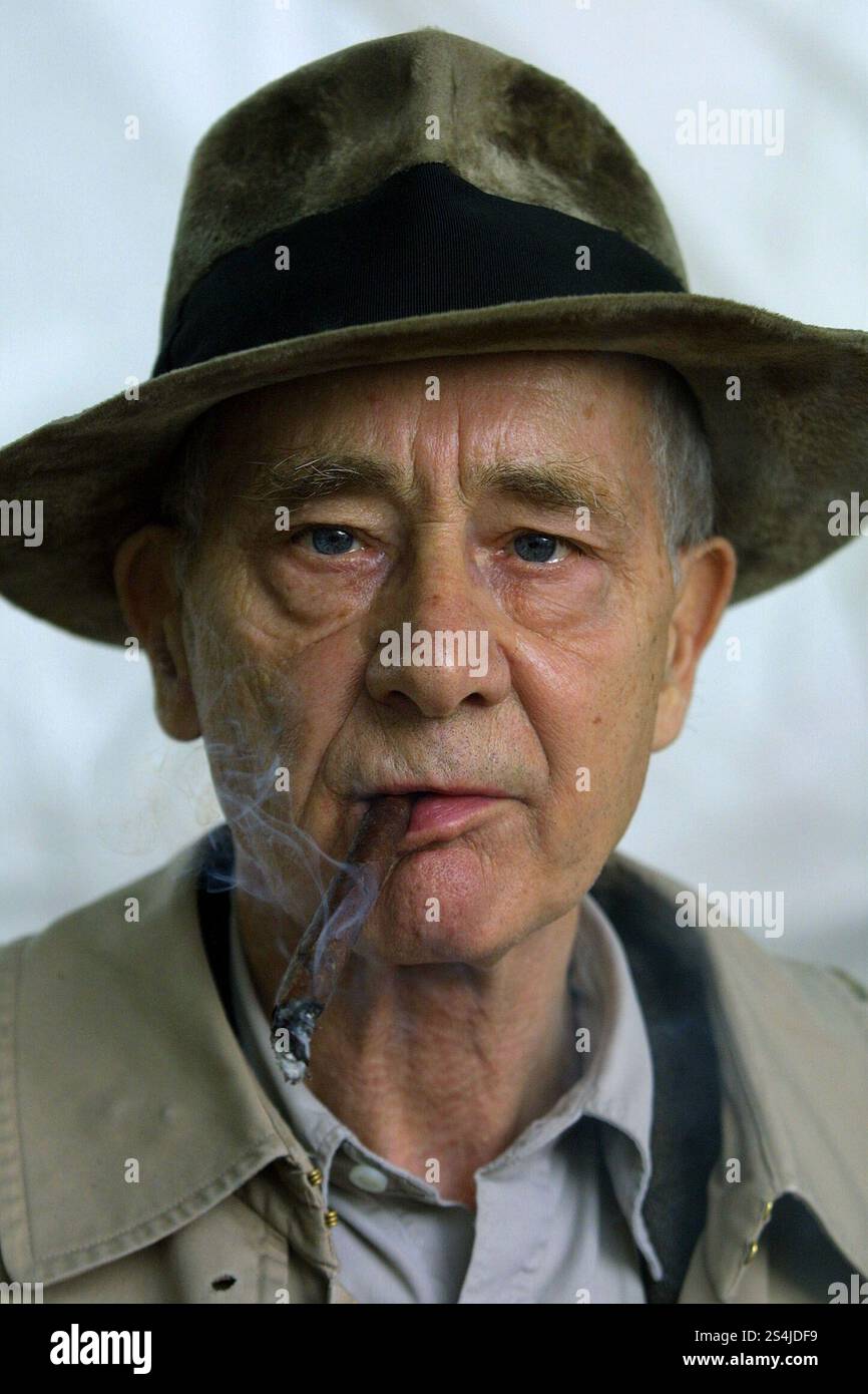 One of the most seminal figures in British literature, Alan Sillitoe ...