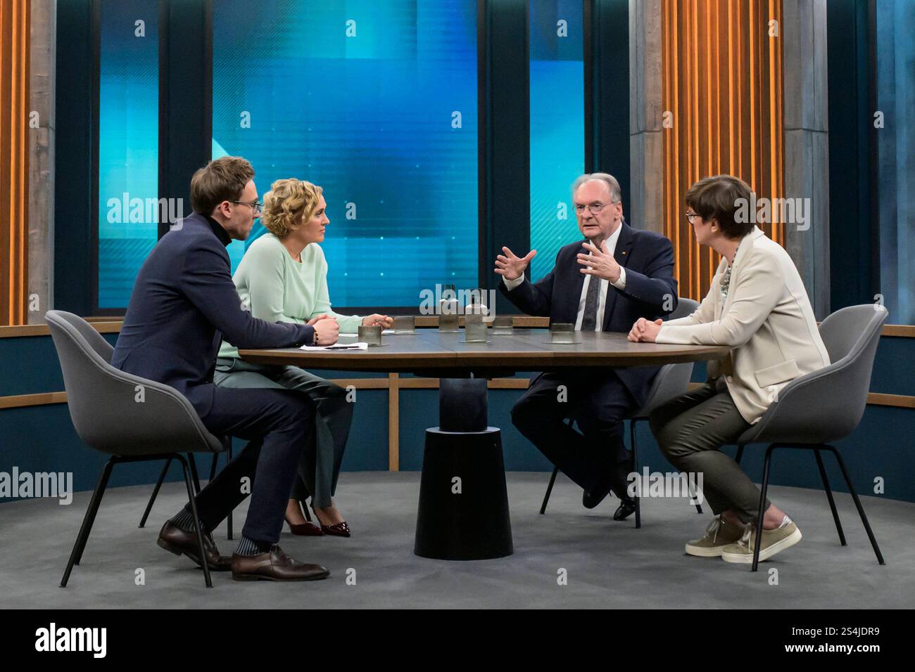 GER, Berlin, Studio, zu Gast bei - Caren Miosga, Polittalk, TV, Format ...