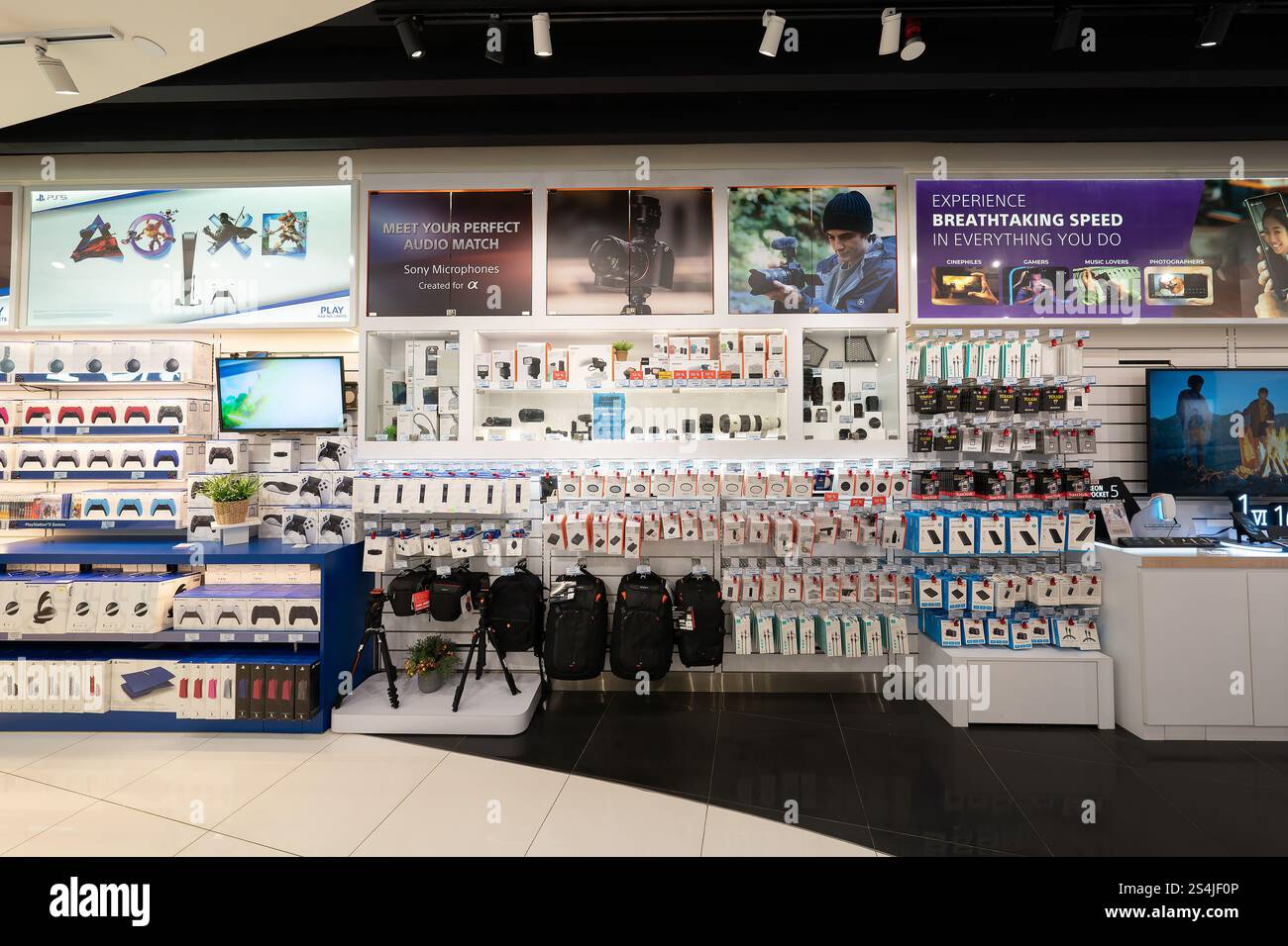 SINGAPORE - AUGUST 25, 2024: the Sony Store at Changi International ...