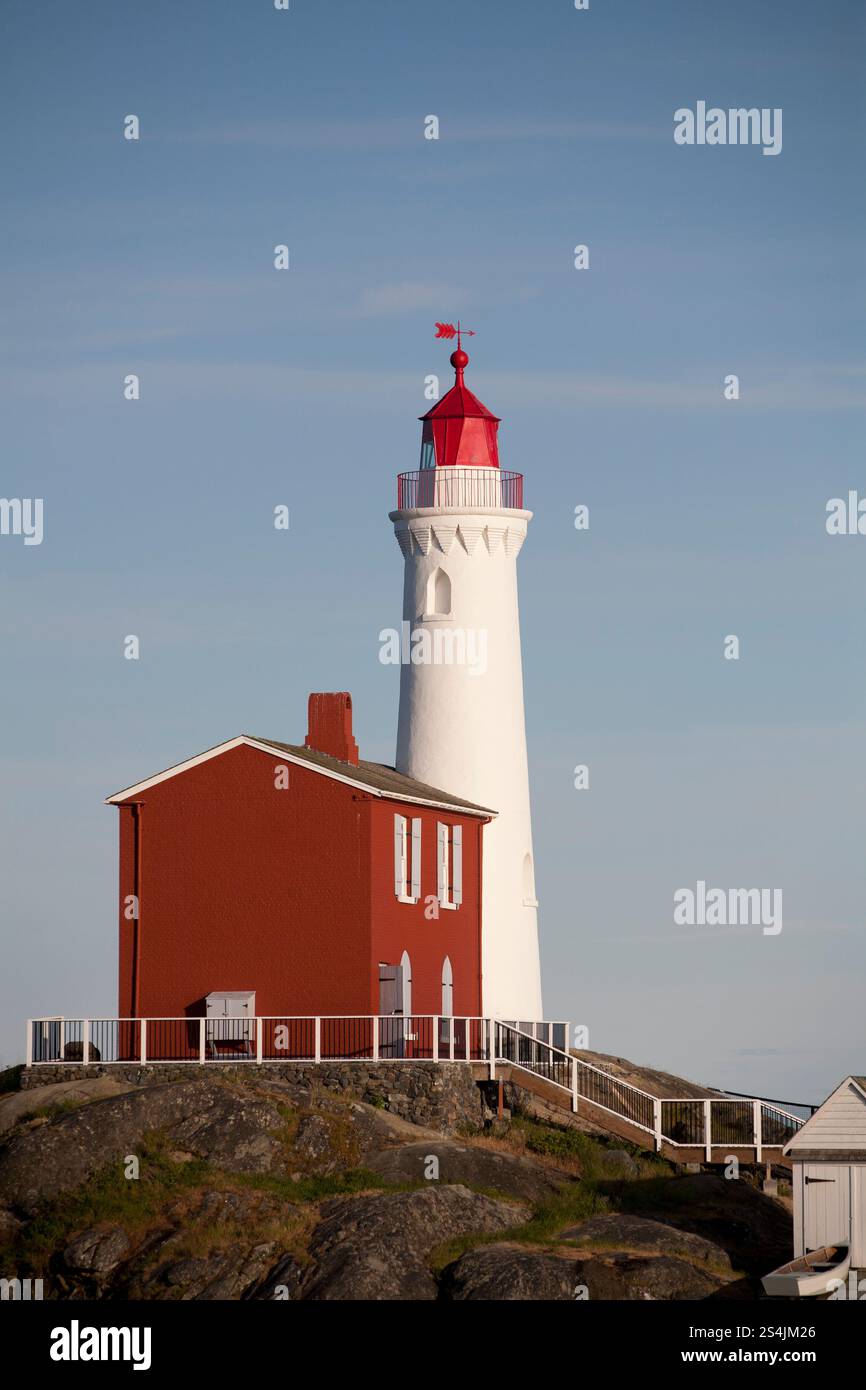 Fisguard lighthouse at Fort Rod hill Stock Photo - Alamy
