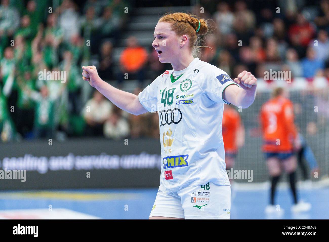 Odense, Denmark. 12th Jan, 2025. Dione Housheer (48) of Györi Audi ETO ...