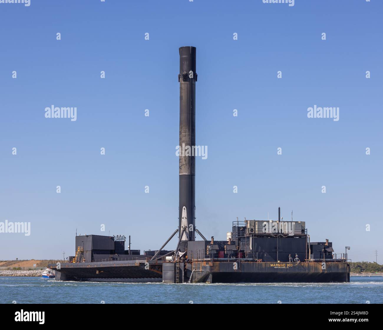 Port Canaveral, USA. 12th Jan, 2025. Very sooty fleet leading SpaceX ...