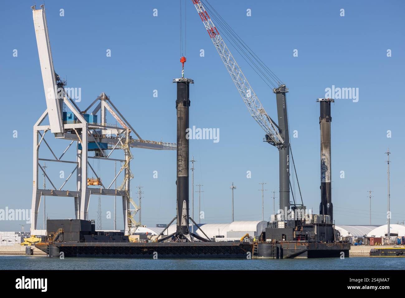 Port Canaveral, USA. 12th Jan, 2025. Very sooty fleet leading SpaceX ...