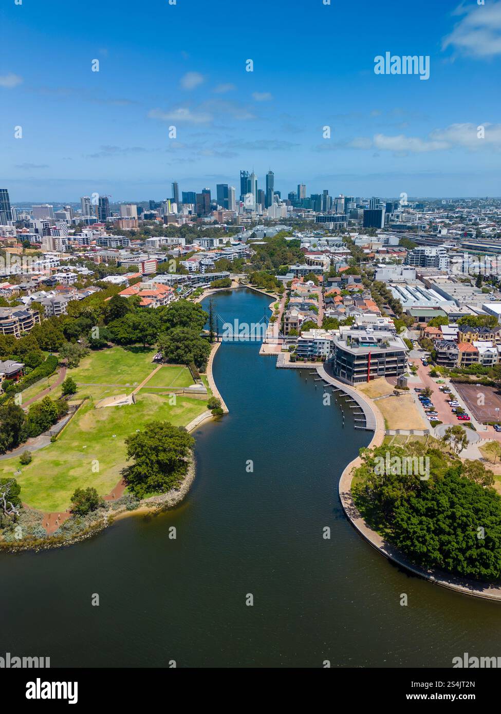 Aerial video residential real estate hi-res stock photography and ...