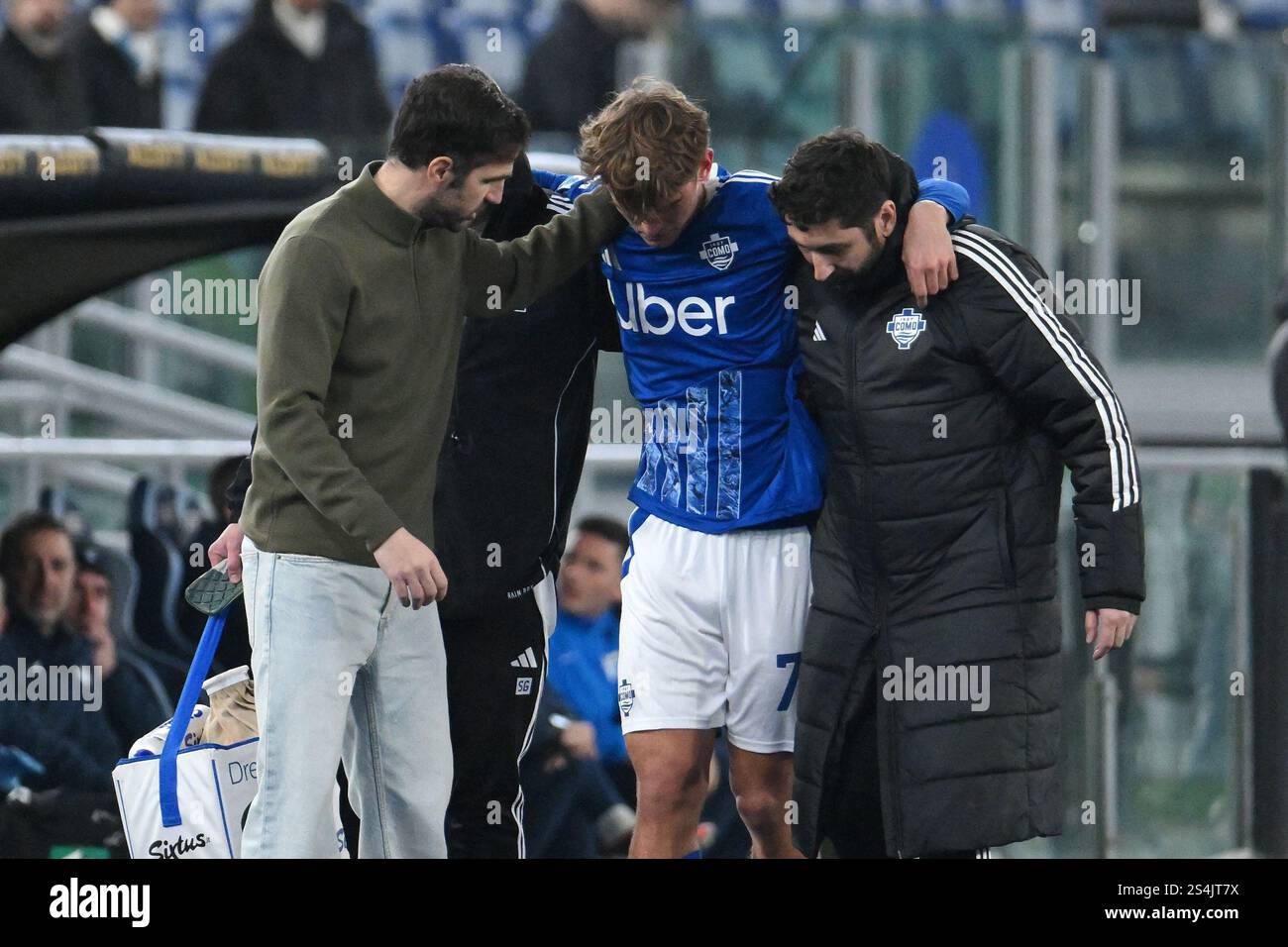 Rome, Italy, 10th Jan. 2025: Nico Paz of Como 1907 leaves the pitch injured during the Serie A ...