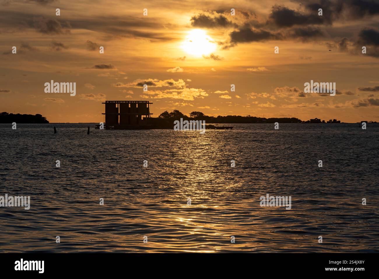 Sunset at Isl Coralina. Del Rosario Islands, Cartagena de Indias ...
