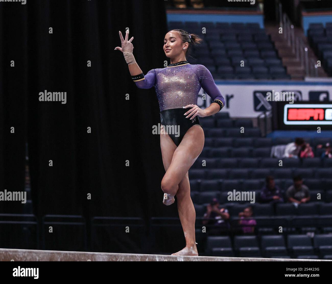 Oklahoma City, OK, USA. 11th Jan, 2025. LSU's aAleah Finnegan on the ...