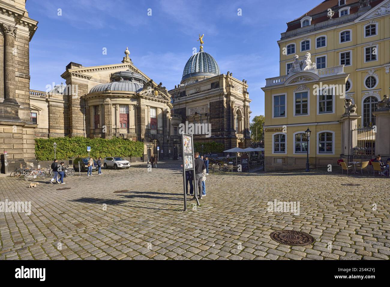 Academy of Fine Arts, Art Gallery, Historicist architectural style ...