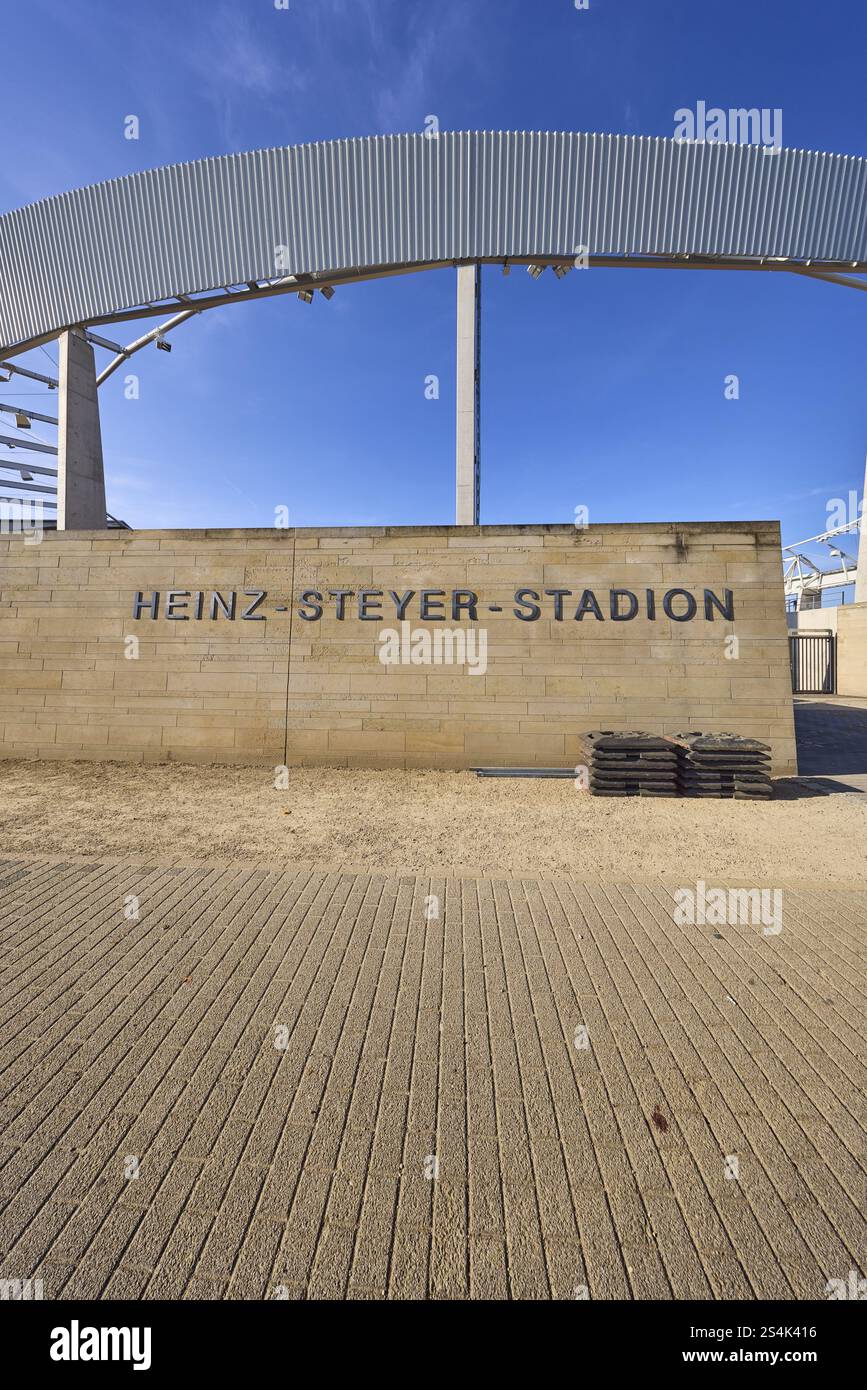 Heinz-Steyer-Stadion, stadium, side entrance, concrete building, roof ...