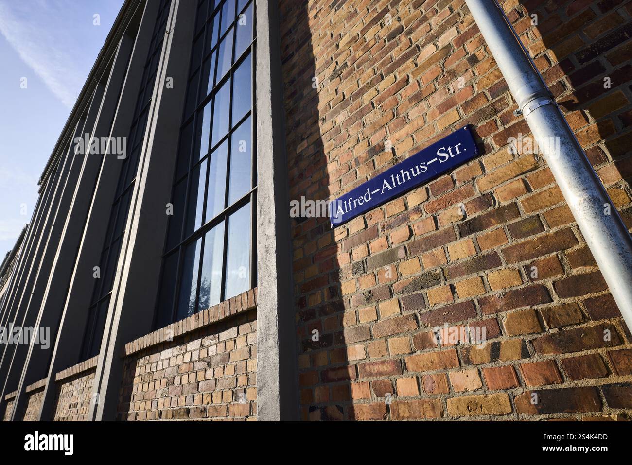 Power plant Mitte Dresden, New Objectivity architecture, brick ...