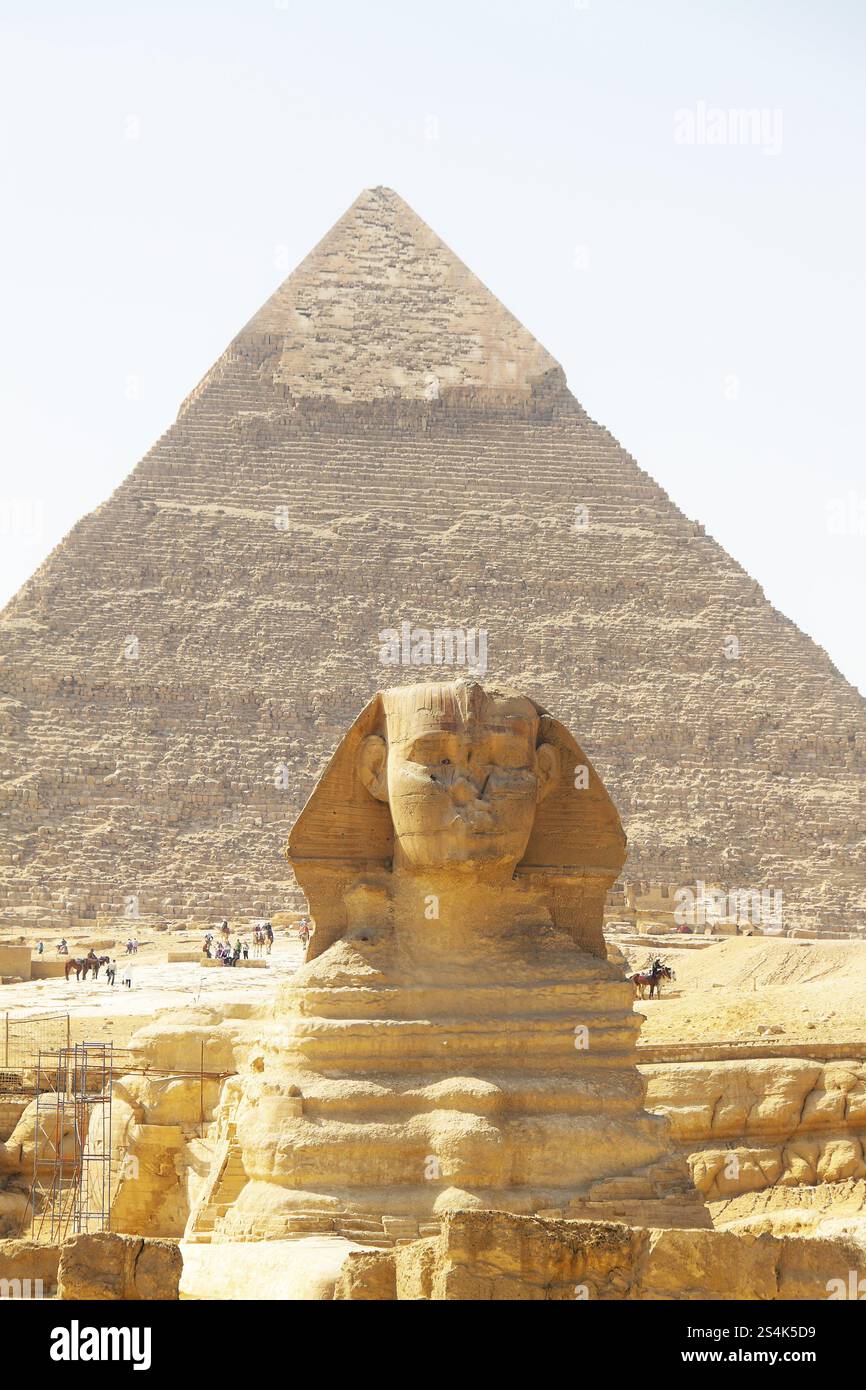 Highlight of a trip through Egypt: The Shpinx of Giza with the Khafre ...