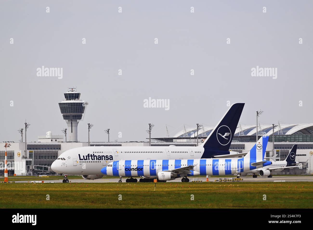 Lufthansa Airbus A380-800 with Condor Airbus A321-211 with control ...