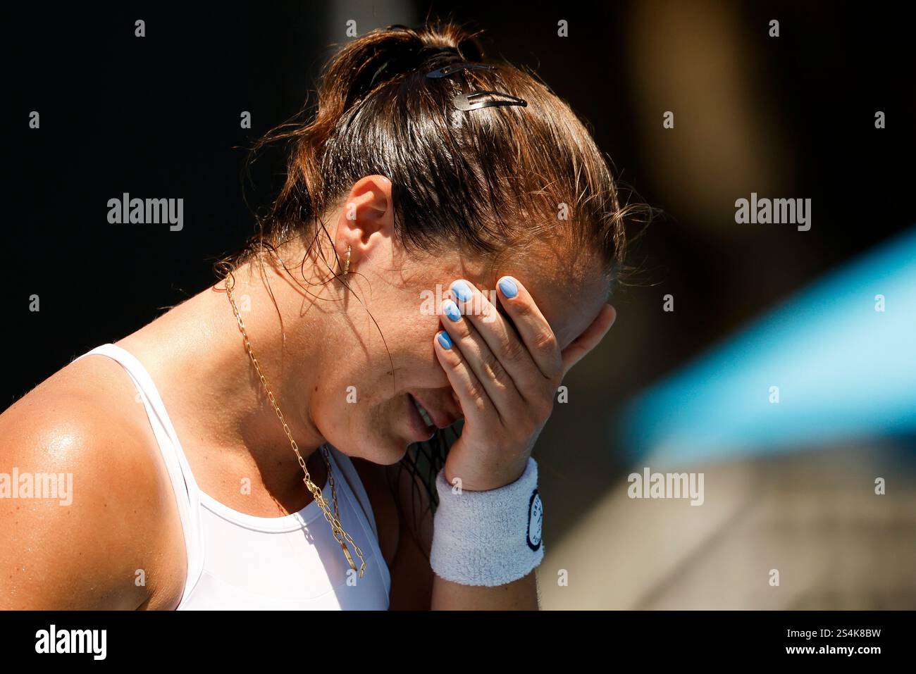 Melbourne, Australia 13.01.25. Jodie Burrage (GBR) celebrates after her ...