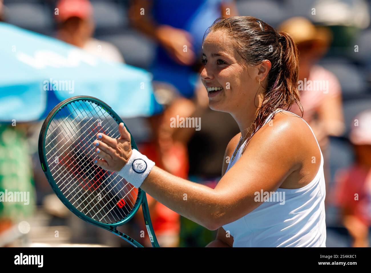 Melbourne, Australia 13.01.25. Jodie Burrage (GBR) celebrates after her ...