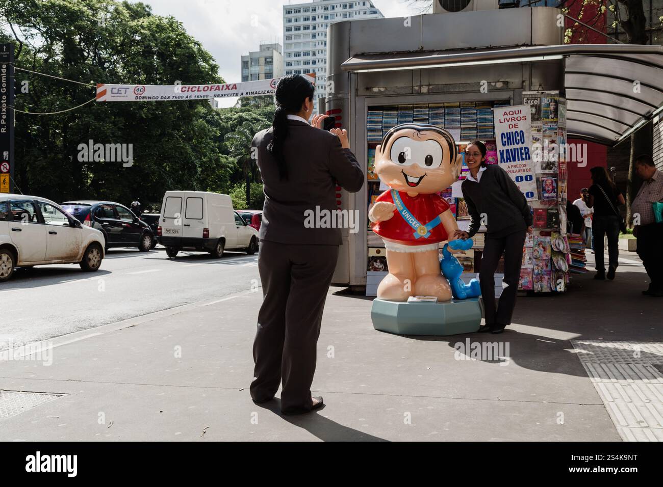 Sao Paulo, Brazil. 8 November, 2013. Sculpture of Monica, protagonist ...