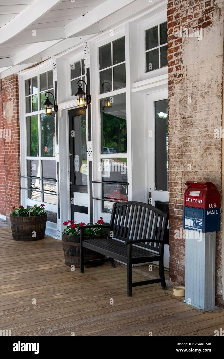 Arrow Rock, Missouri. The entire Arrow Rock village is a National ...