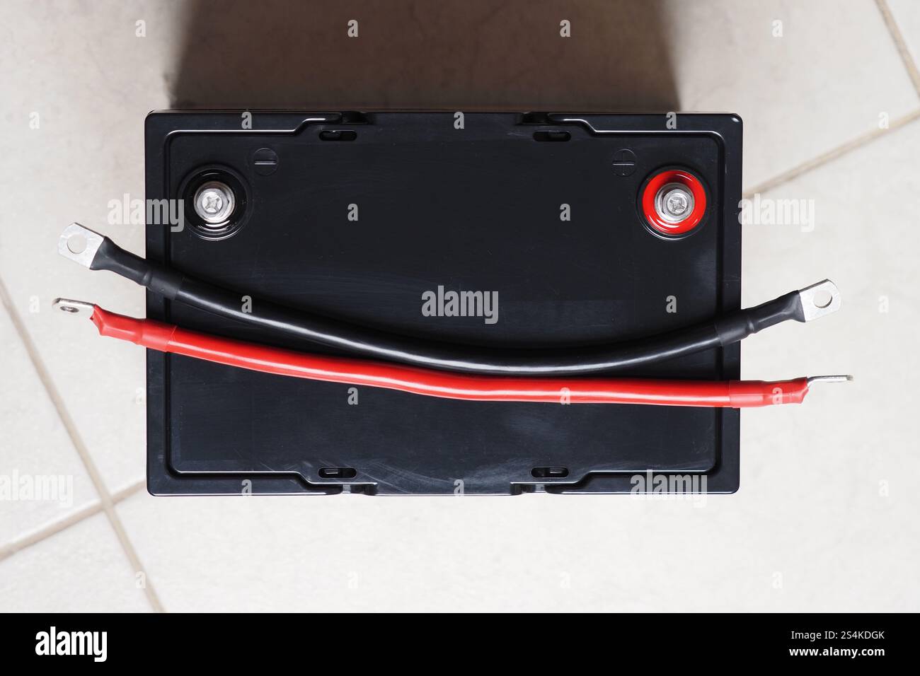Black Lithium Battery with Black and Red Copper Battery Inverter Cable ...
