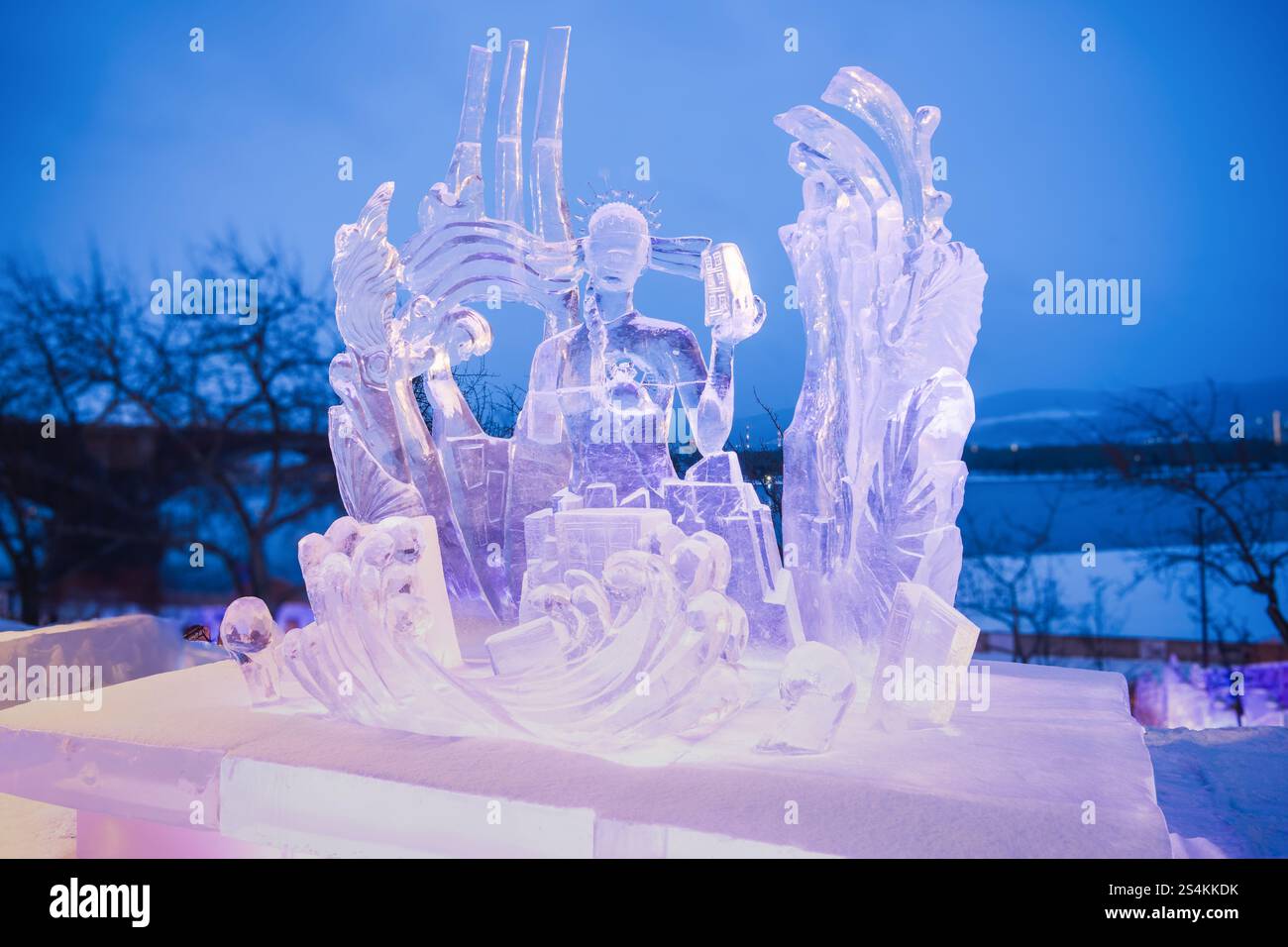 Ice sculpture from the plot of the Russian fairy tale the sea Queen ...