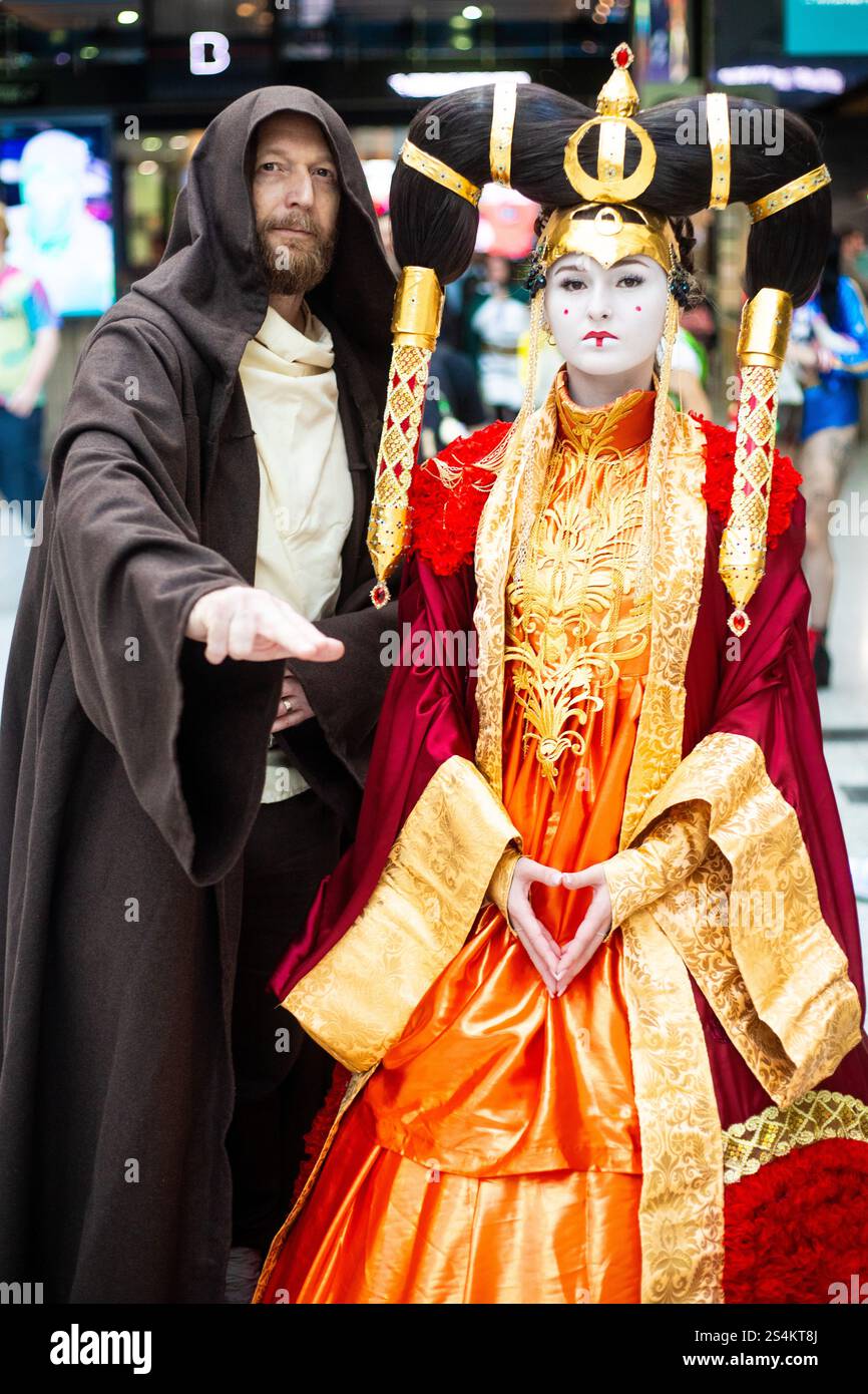 Cosplay | Obi-Wan and Queen Amidala | Cosplay | Gandalf | Cosplayers at ...