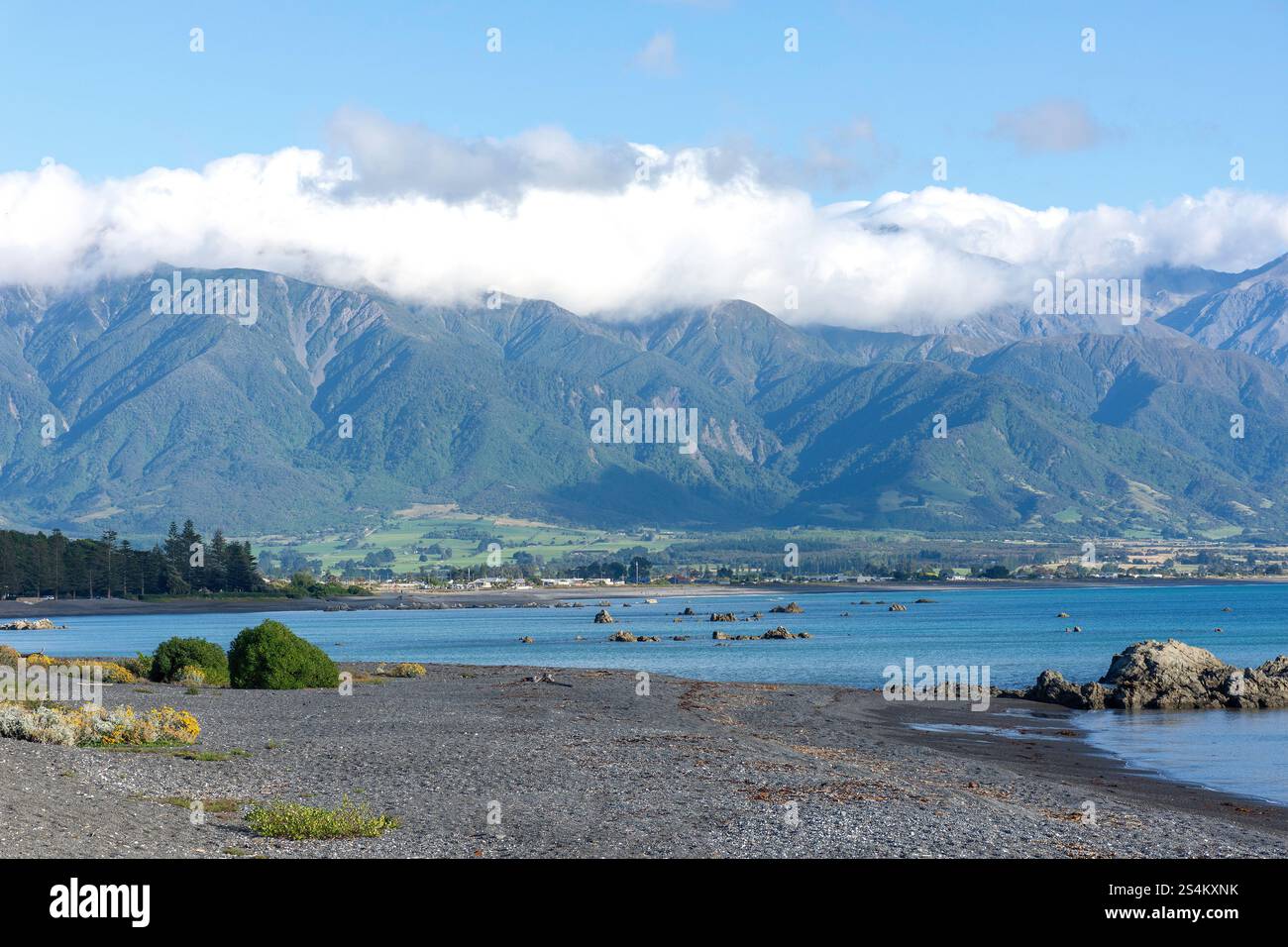 Kaikoura Beach and Ranges in the early morning, Esplanade, Kaikōura ...