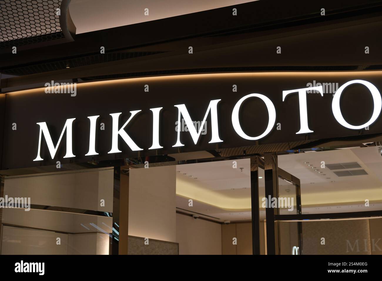 MIKIMOTO brand logo store sign Stock Photo - Alamy