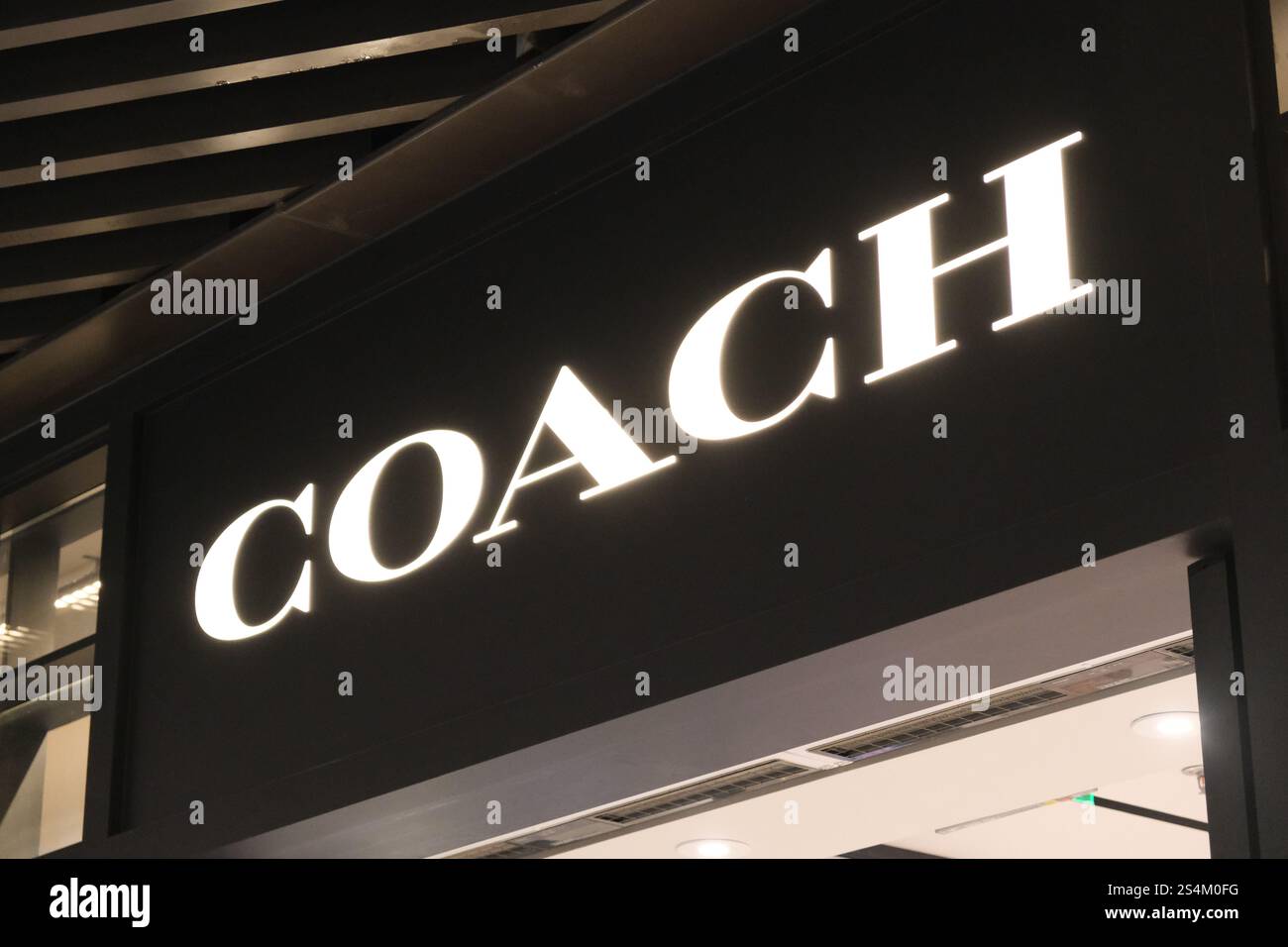 Coach logo hi-res stock photography and images - Alamy