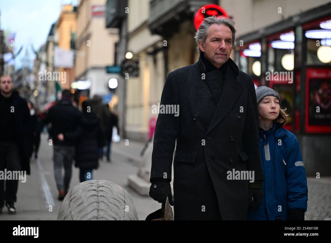 Stockholm, Uppland, Sweden. December 29 2024. People on the street ...