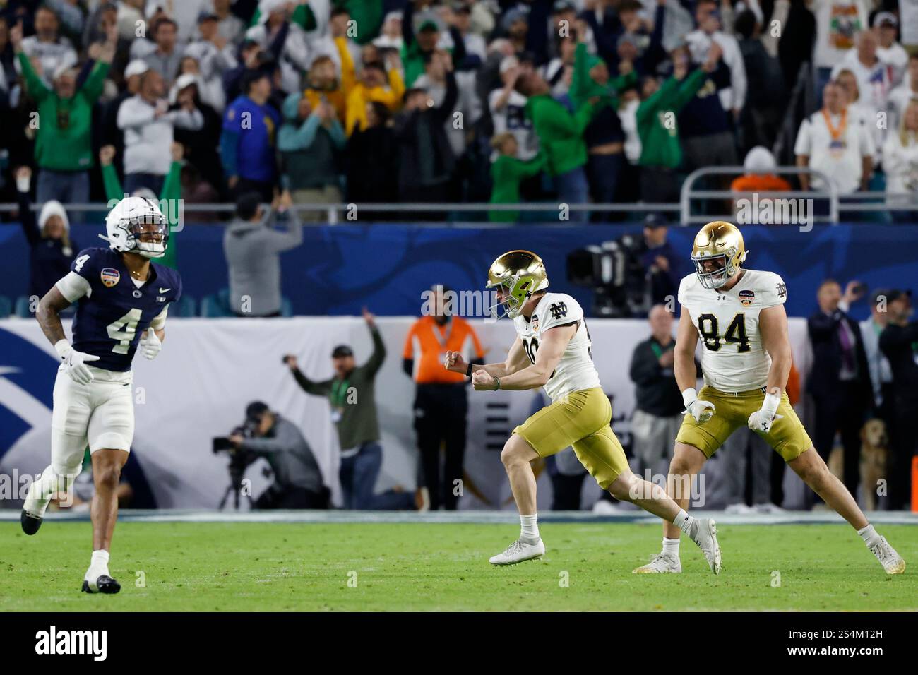 MIAMI GARDENS, FL - JANUARY 09: Kicker Mitch Jeter #98 of the Notre Dame Fighting Irish ...
