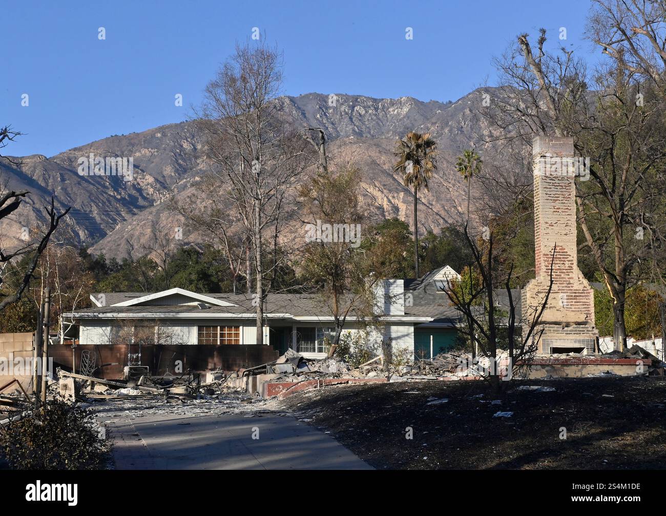 Los Angeles, United States. 12th Jan, 2025. Rubble is all that remains ...
