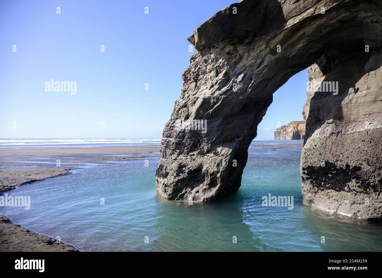 Rock formation at Tongaporutu beach. Taranaki. New Zealand Stock Photo ...