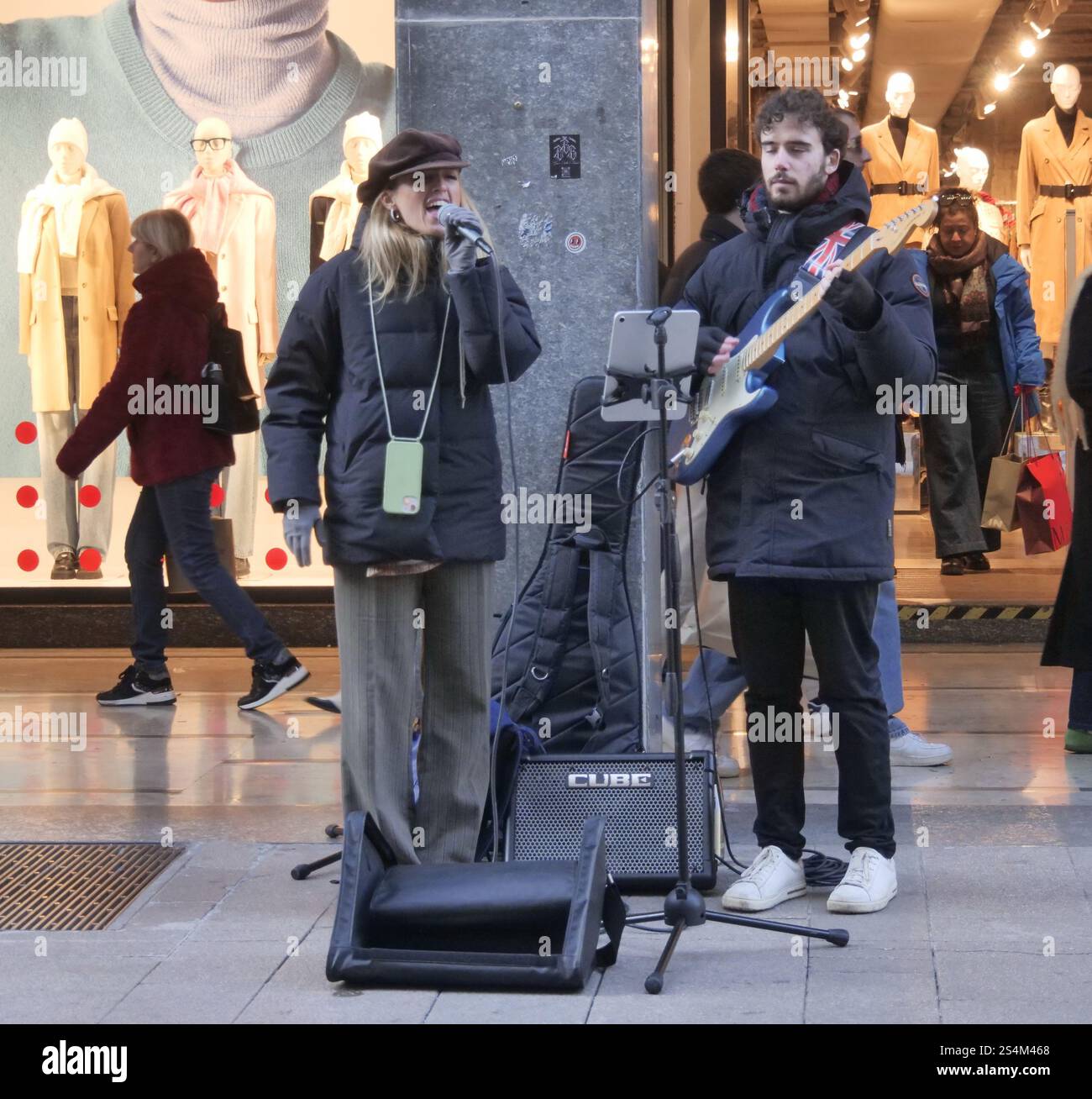 Milan, . 13th Jan, 2025. Singers, acrobats, jugglers, actors called ...