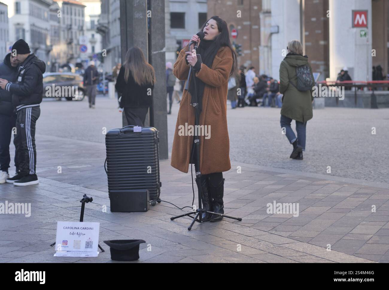 Milan, . 13th Jan, 2025. Singers, acrobats, jugglers, actors called ...