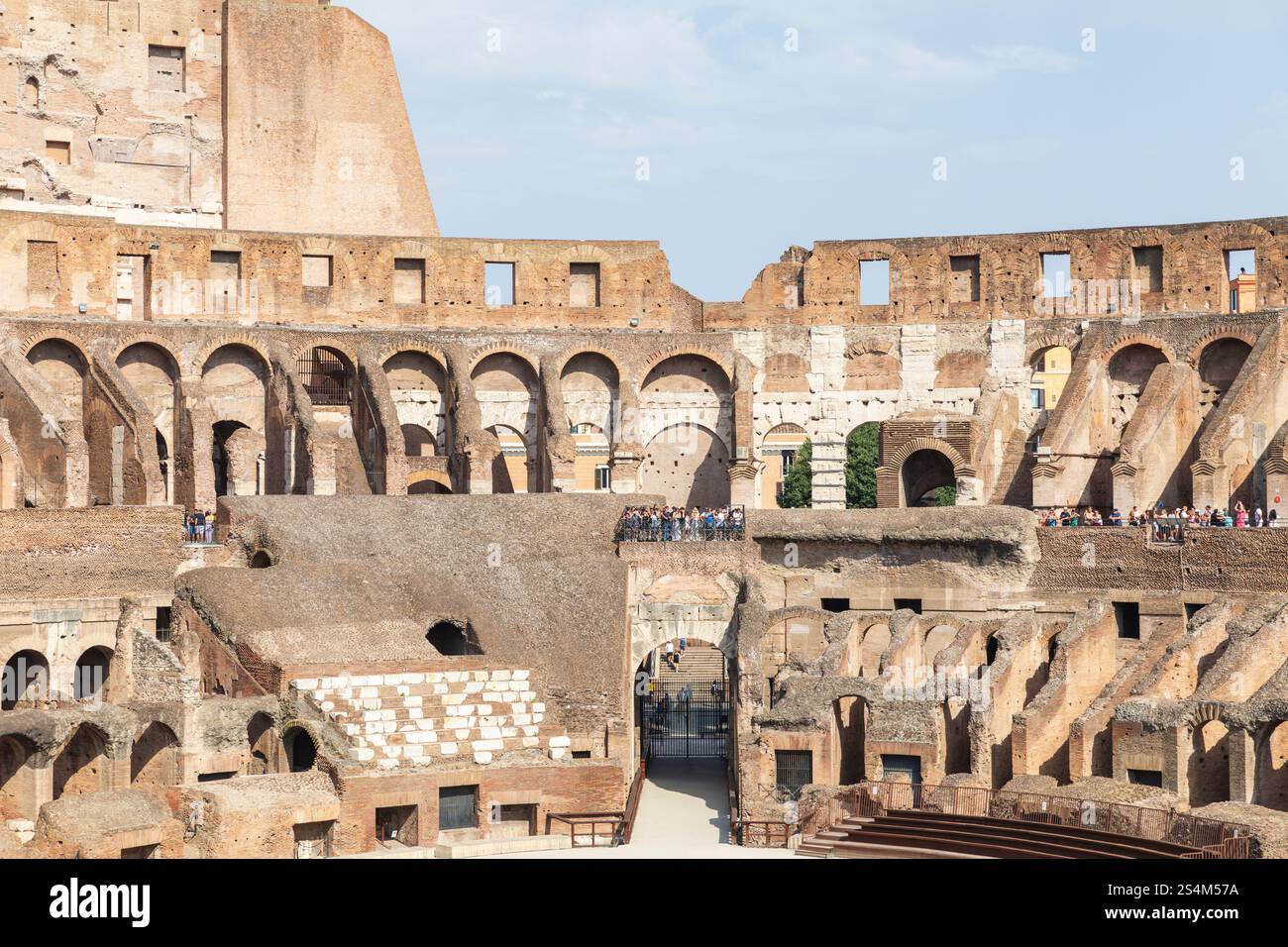The Colosseum (detail) / Colosseo, Rome, Italy Stock Photo - Alamy