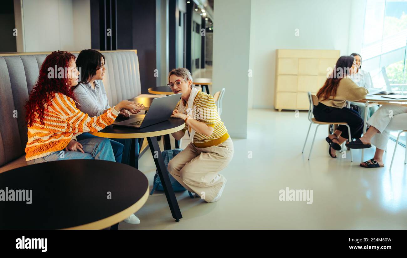 Educator collaboration hi-res stock photography and images - Alamy