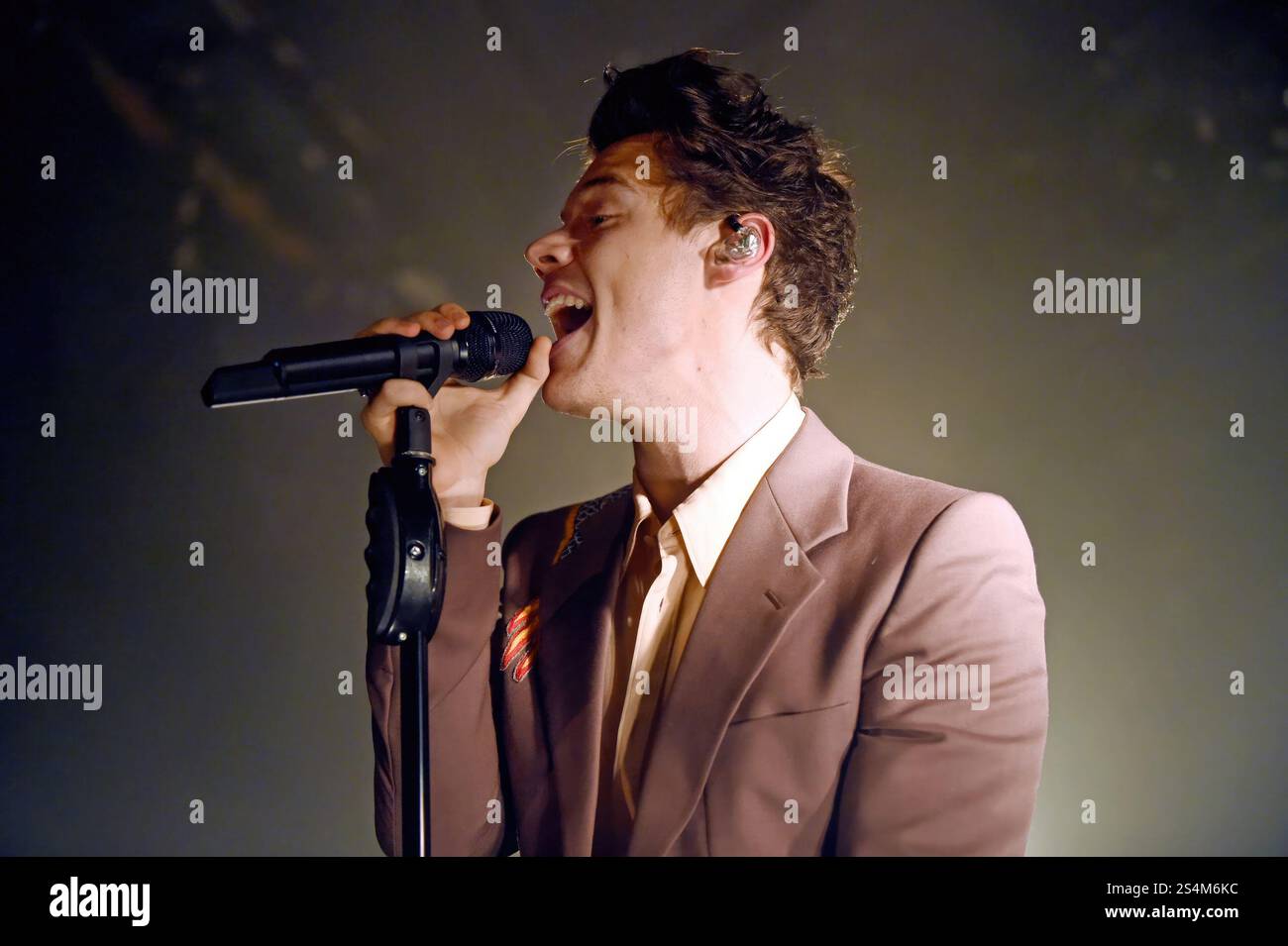 HARRY STYLES in HARRY STYLES: ARE YOU CURIOUS? (2023), directed by ...