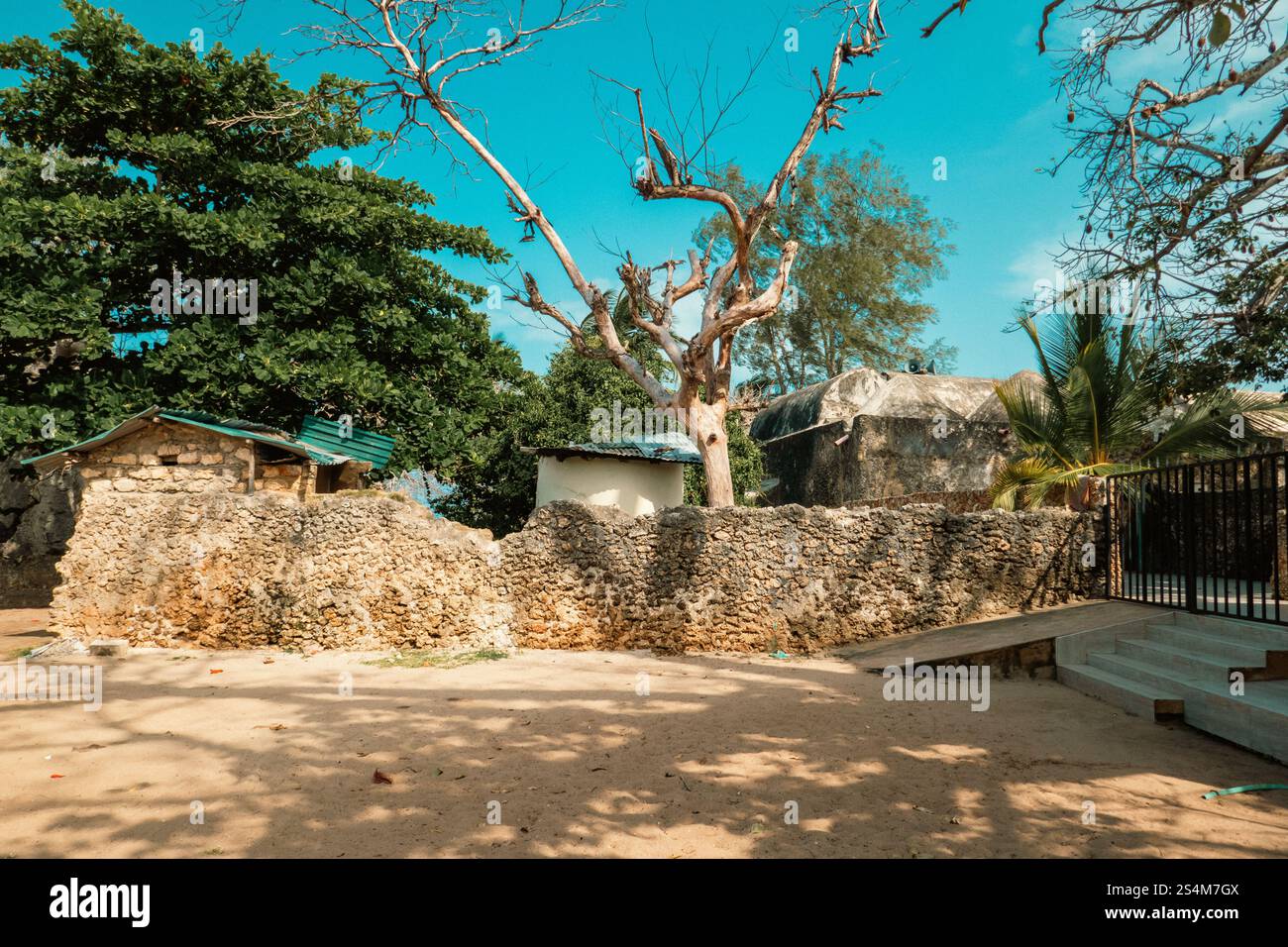 View of the Kongo Mosque at Kongo Beach in Diani, Ukunda County, Kenya ...