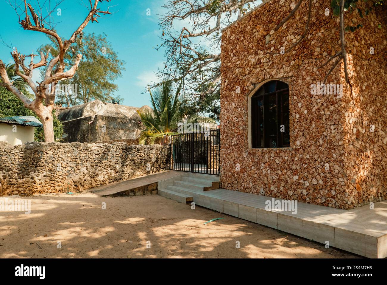 View of the Kongo Mosque at Kongo Beach in Diani, Ukunda County, Kenya ...