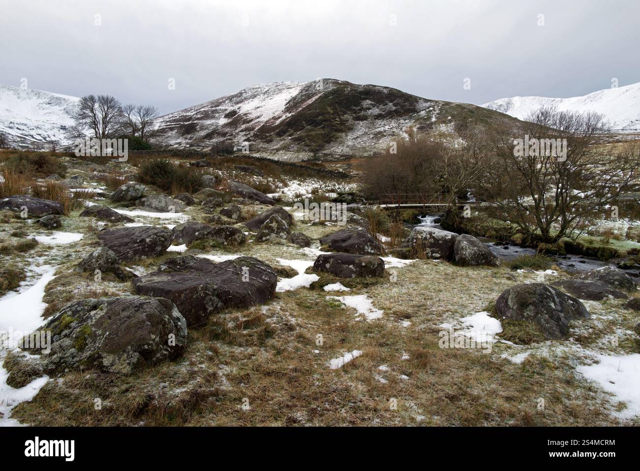 Moel Cynghorion is a mountain in Snowdonia, North Wales. It forms part ...