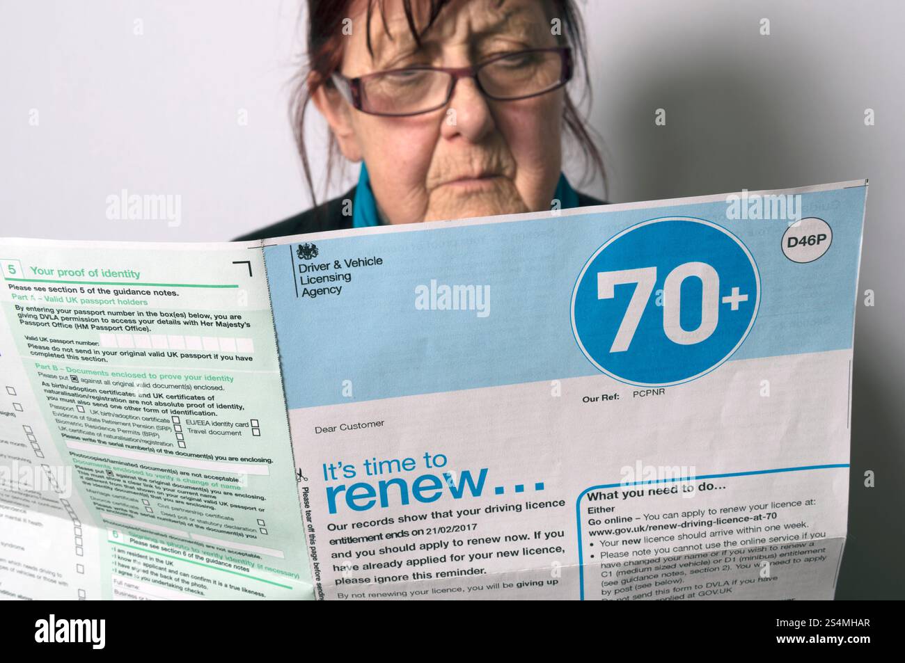 Driver and vehicle licensing agency D46P form Stock Photo - Alamy