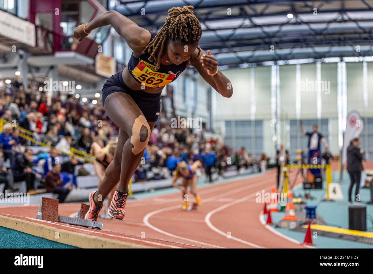 Frankfurt, Deutschland. 12th Jan, 2025. Judith Bilepo Mokobe (USC Mainz ...