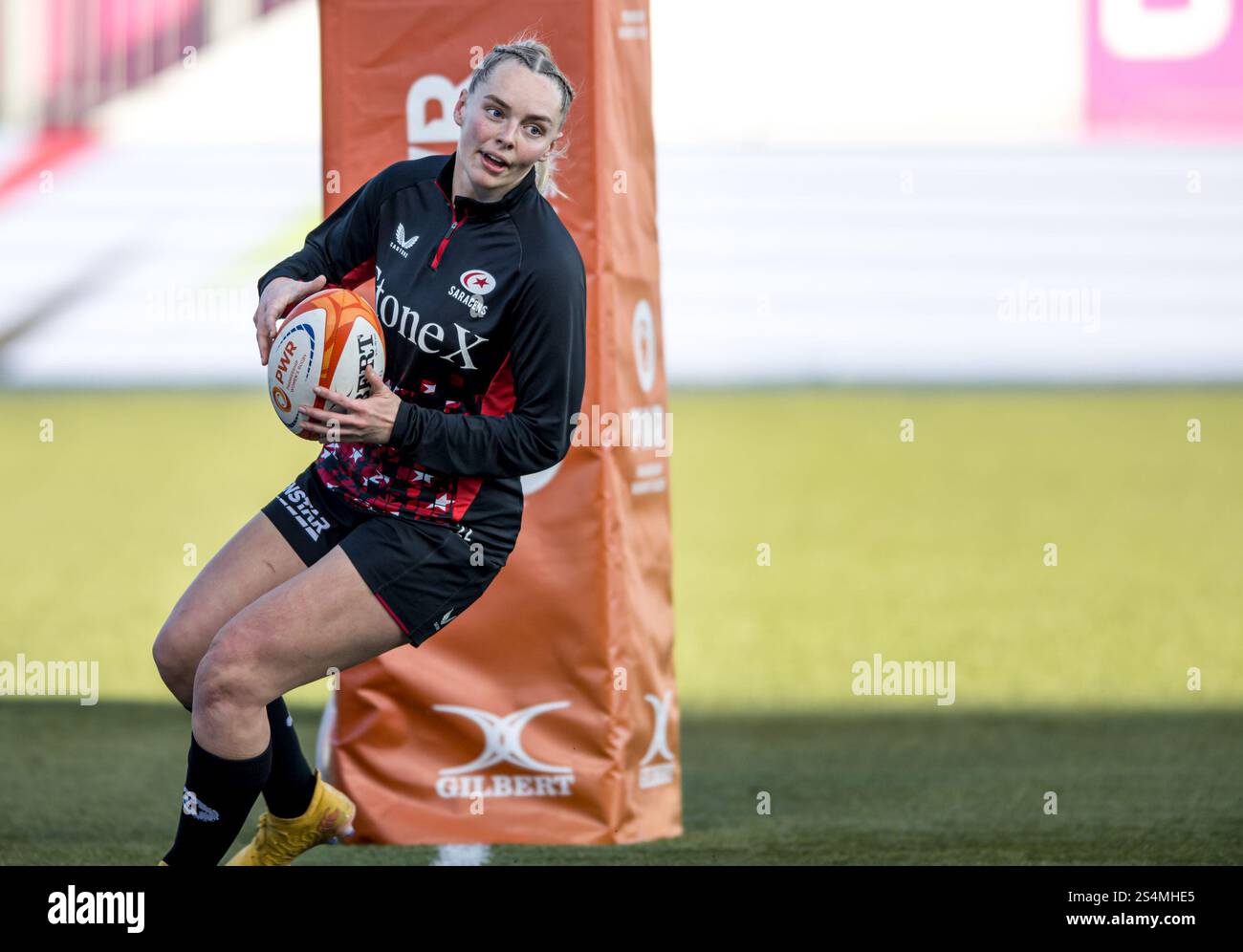 London, UK. 11th Jan, 2025. Emma Hardy of Saracens Women during the ...