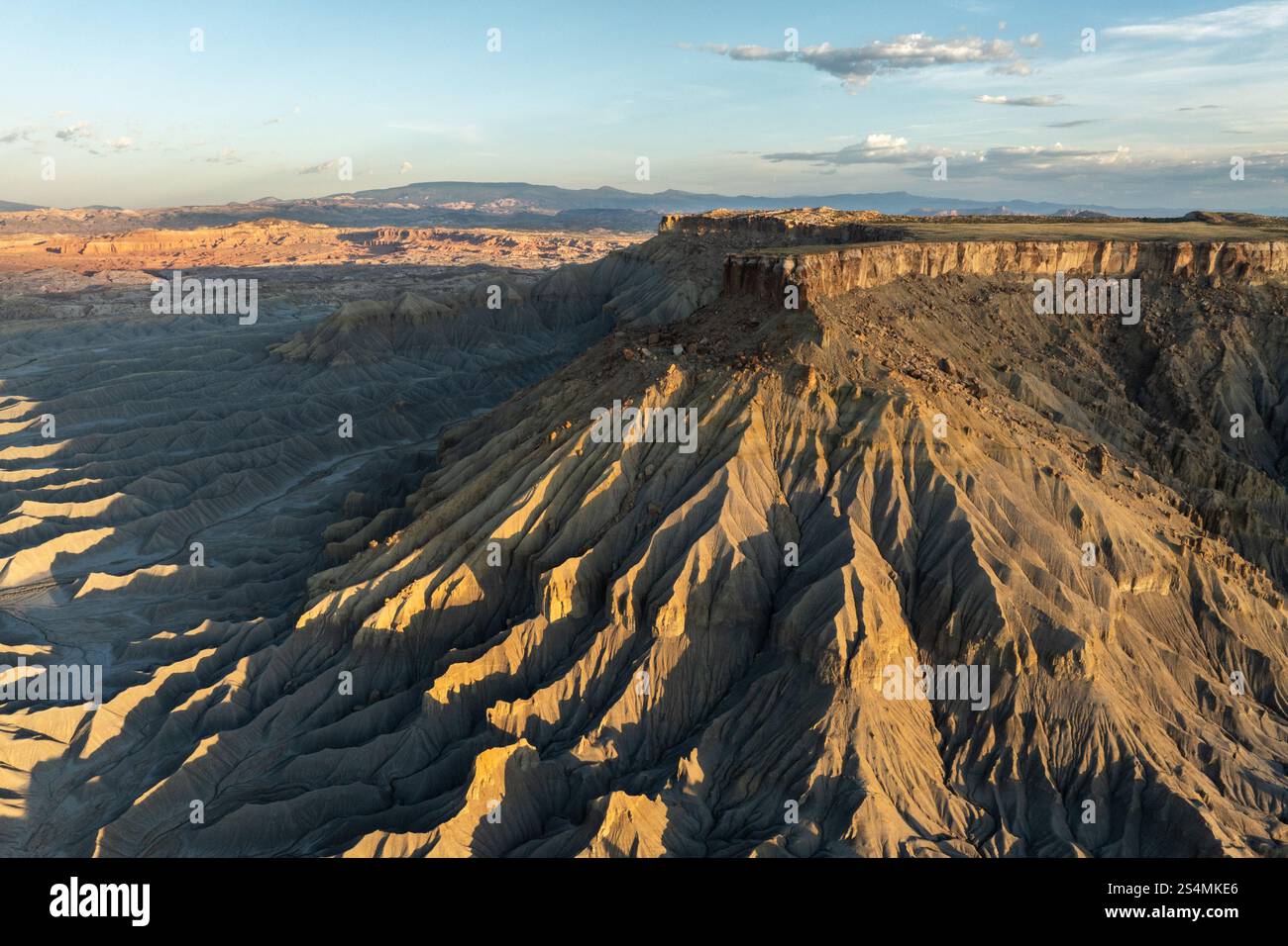 Aerial view of Caineville Mesa, Utah, showcasing dramatic ridges and ...